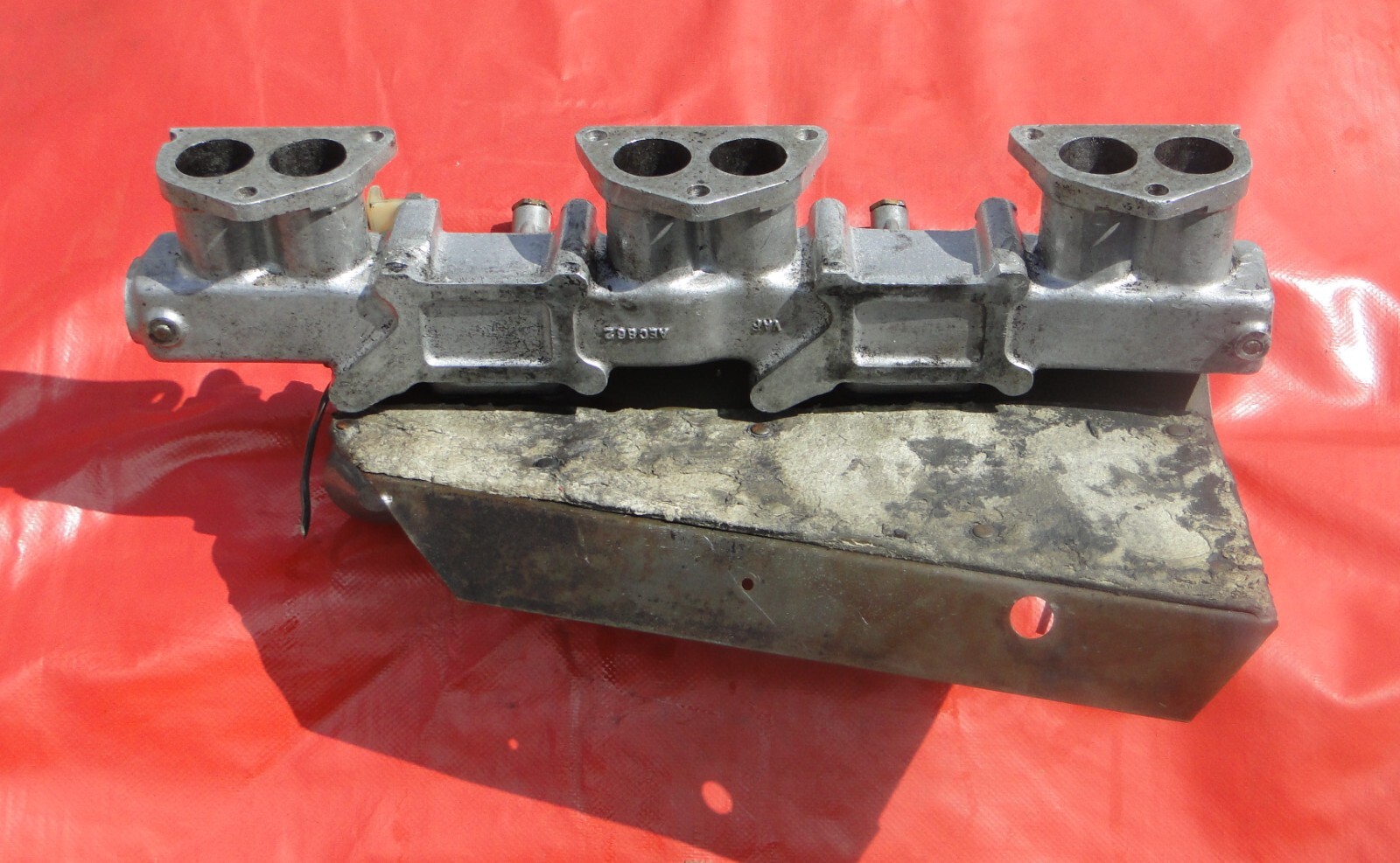Austin Healey BN6 SU HD6 Dual Carbs Heat Sheild Inlet Manifold Take-off ...