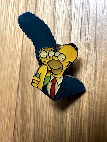 The Simpsons - Pin's 1991 - Homer & Marge - bon etat - 3 cm | eBay