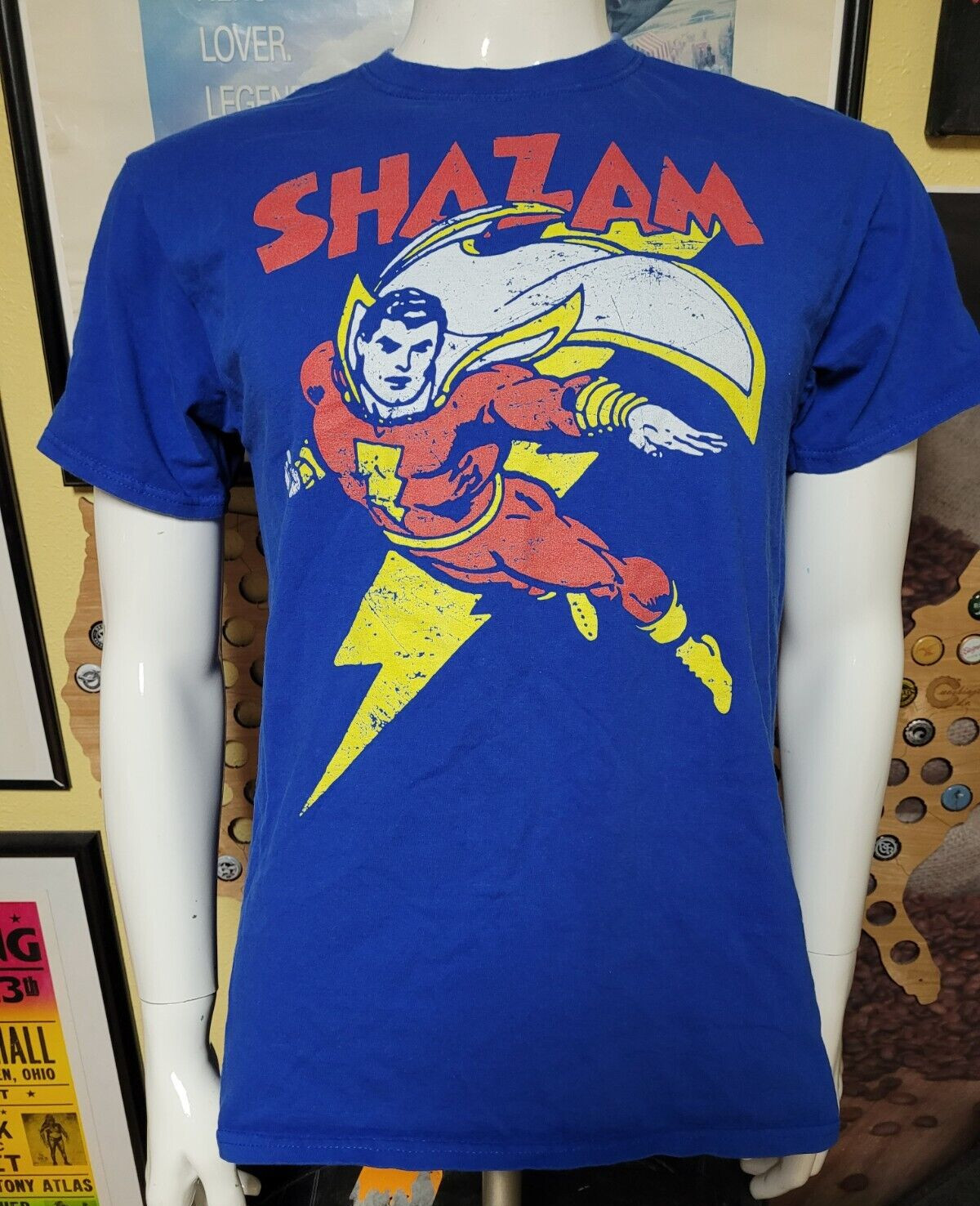 DC Comics Retro Classic Shazam Superhero T Shirt Medi… - Gem