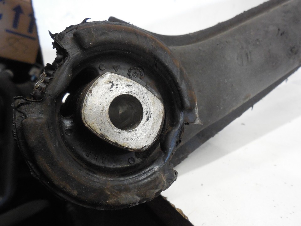 96-02 BMW Z3 Crossmember/K-Frame Rear Subframe 2.5L 1.9 | eBay