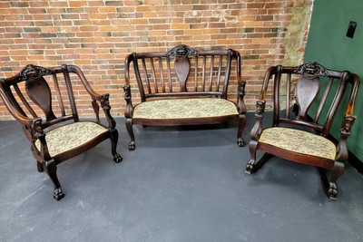 1800-1899 - Antique Victorian Parlor Set