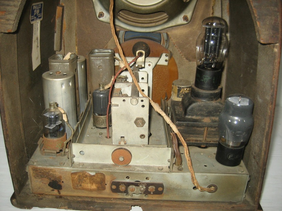 VINTAGE PHILCO MODEL 37-89 CATHEDRAL RADIO "LOOK" | eBay