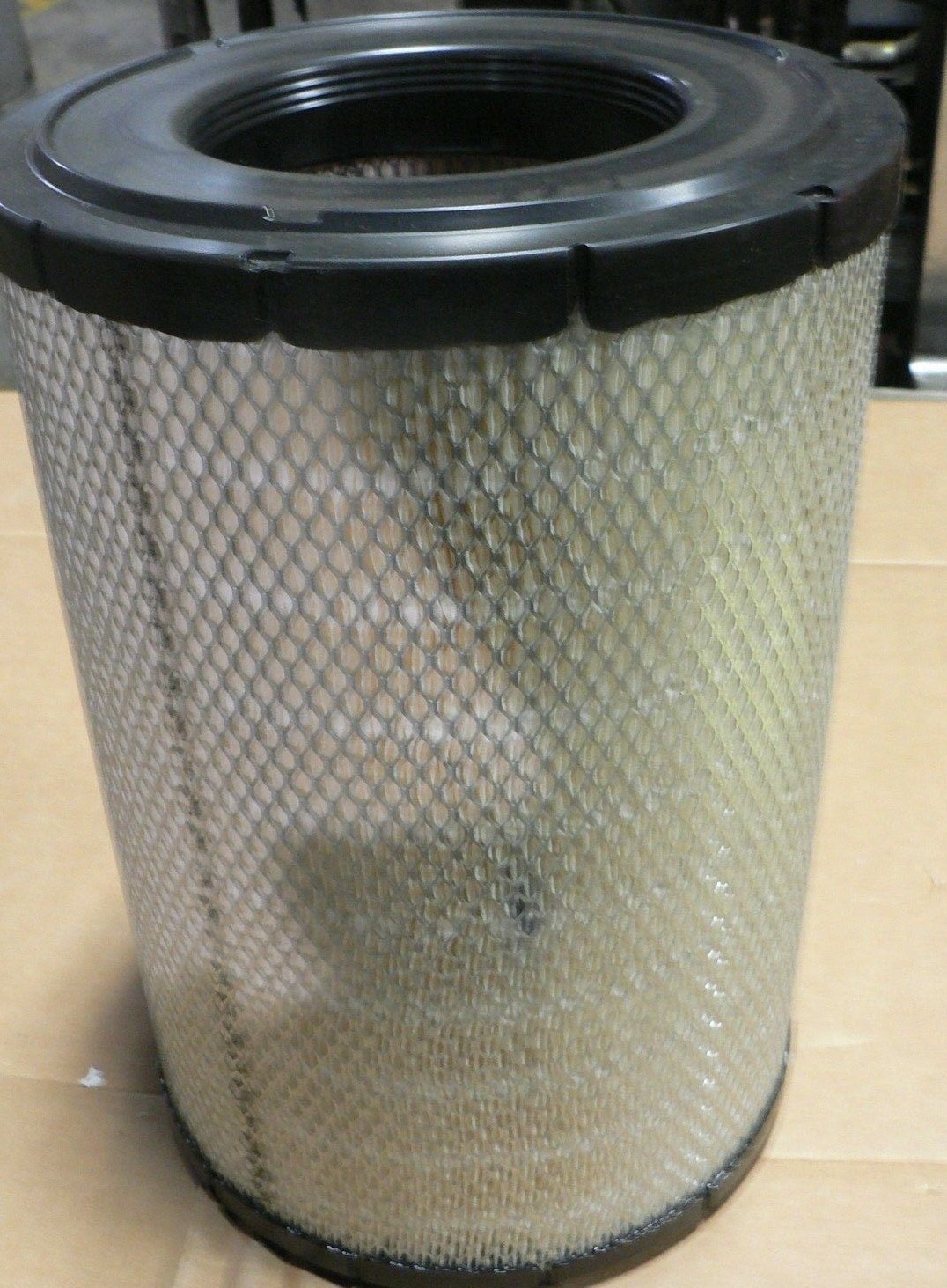 DONALDSON P532503 - Air filter cross reference