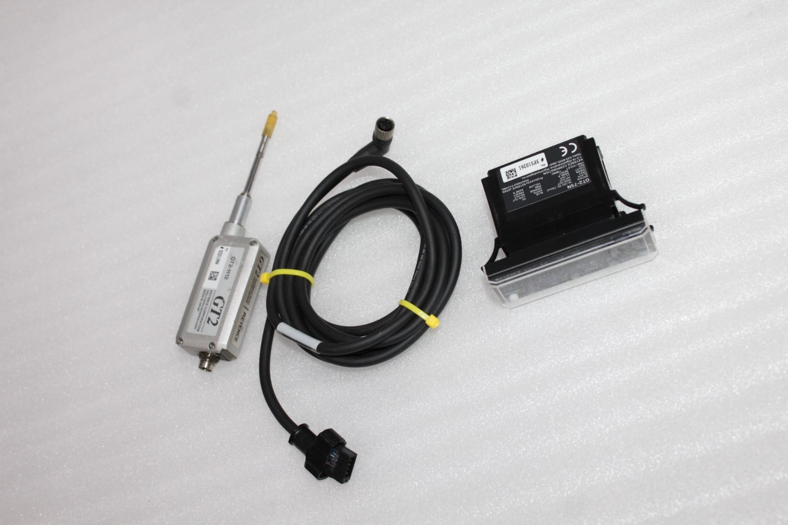 KEYENCE GT2-H12 & GT2-75N Contact Sensor Head & Amplifier Module | eBay