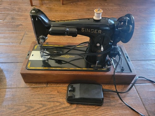 Vintage 1948 Singer Sewing Machine. Power Cord Included | eBay