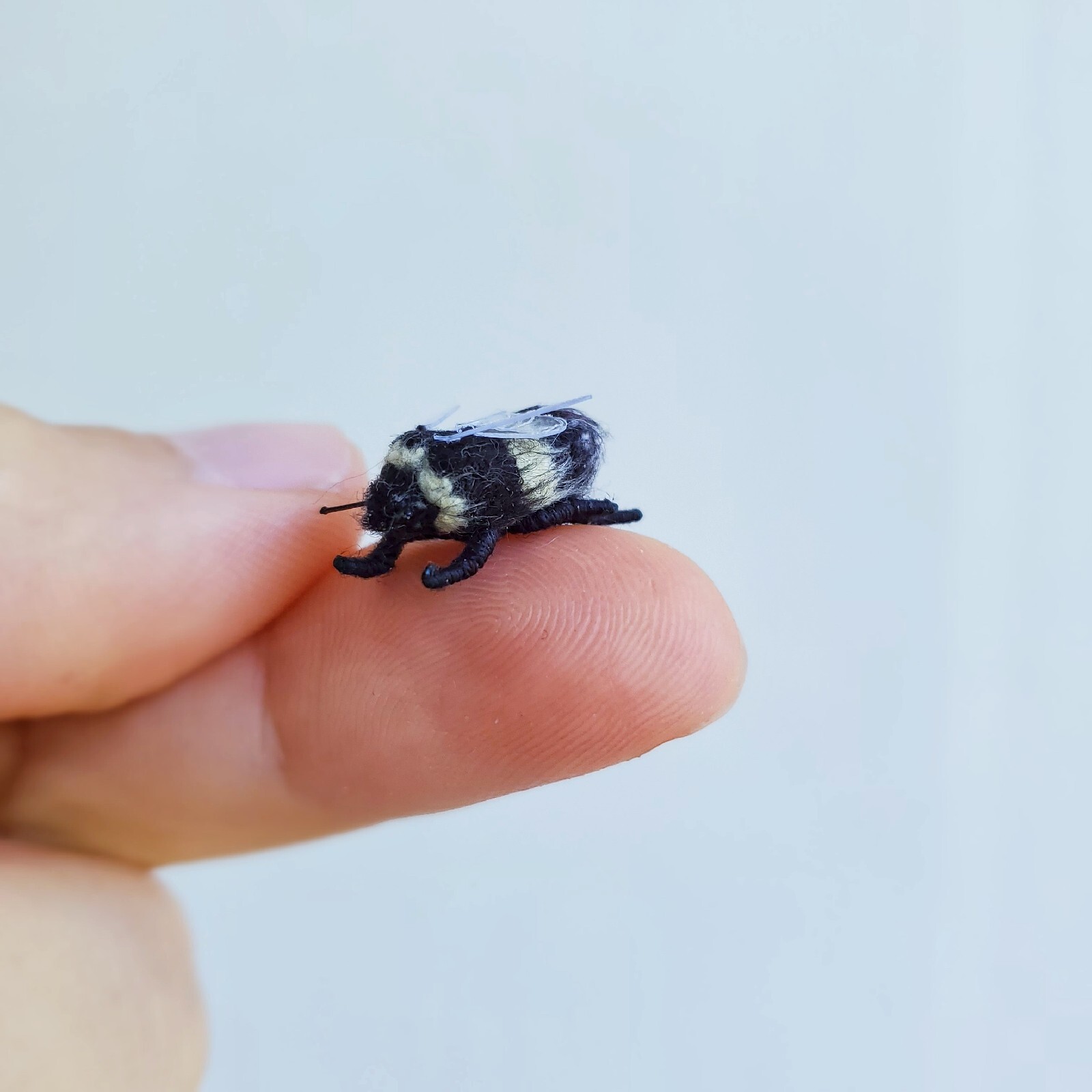 Flower micro bee. Dollhouse miniature Bumblebee. Doll pet. Microtoysby ...