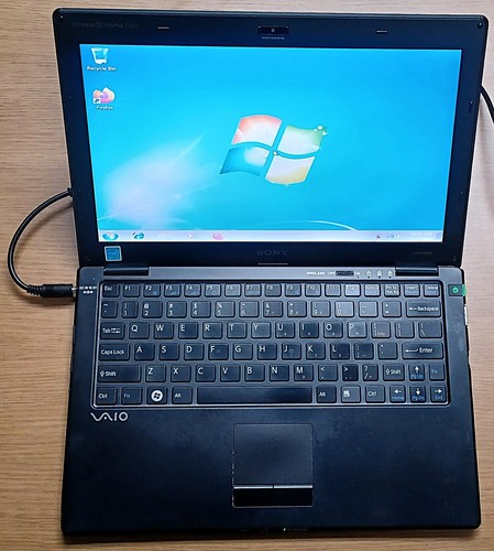 [First generation VAIO X] [Ultra-light antique PC] VPCX115KX Notebook ...