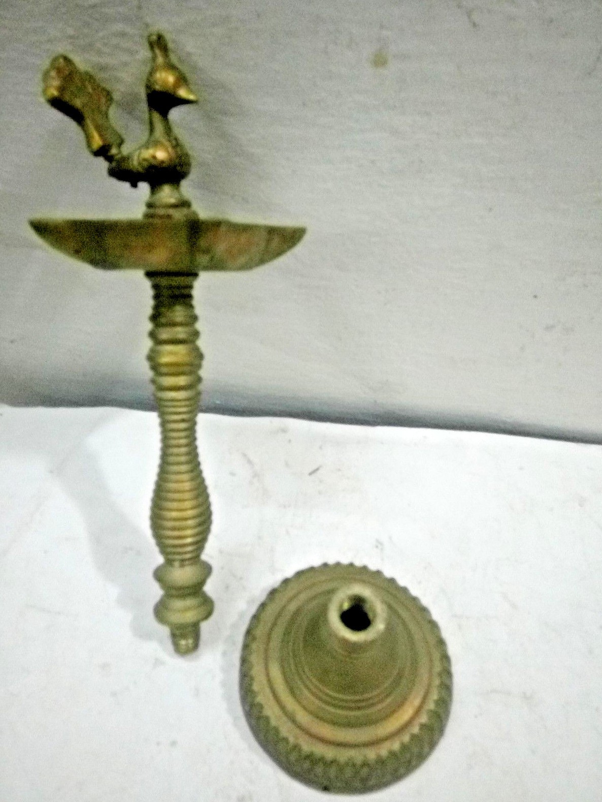 Vintage Old Cast Brass Hindu Temple Pooja Oil lamp Deepak Candle Stand ...