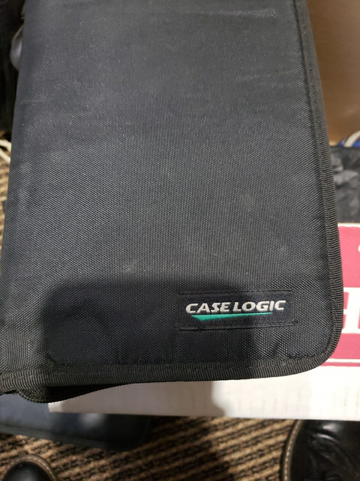 Vintage Case Logic CDW48 - CD Wallet 48 Capacity Compact Disc Storage ...