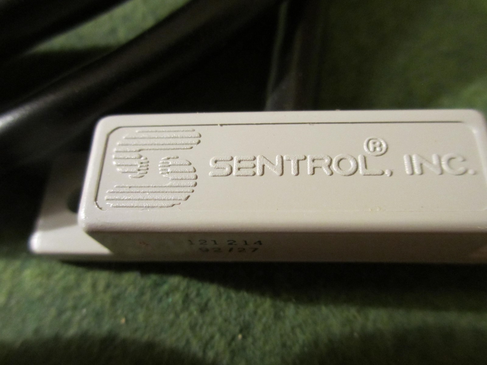 Sentrol 5514674 Magnetic Position Sensor (GE, Edwards) 121214, 92/27 ...