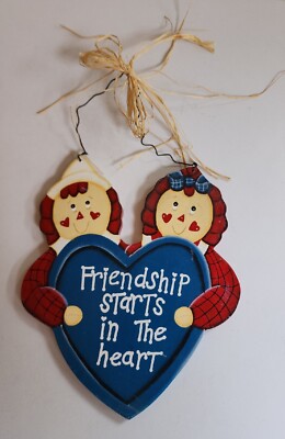 VTG Raggedy Ann & Andy Wooden Wall Hanging Sign "Friendship Starts In ...