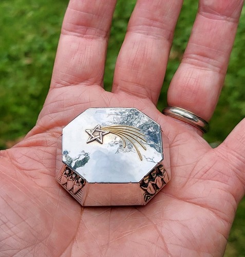 STELLAR! Ca. 1970 Bench-Crafted 900 Silver & 14K Gold Pill Box Nativity ...