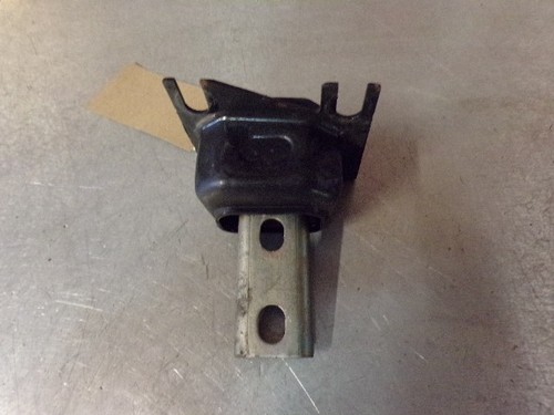 18144 H9M 2013-2017 DACIA SANDERO NS PASSENGERS SIDE GEARBOX MOUNTING ...