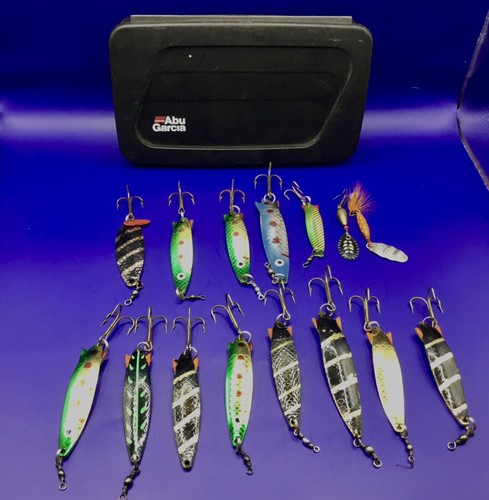 SMALL COLLECTION OF 15 VINTAGE SWEDISH ABU FISHING LURES IN ABU GARCIA ...