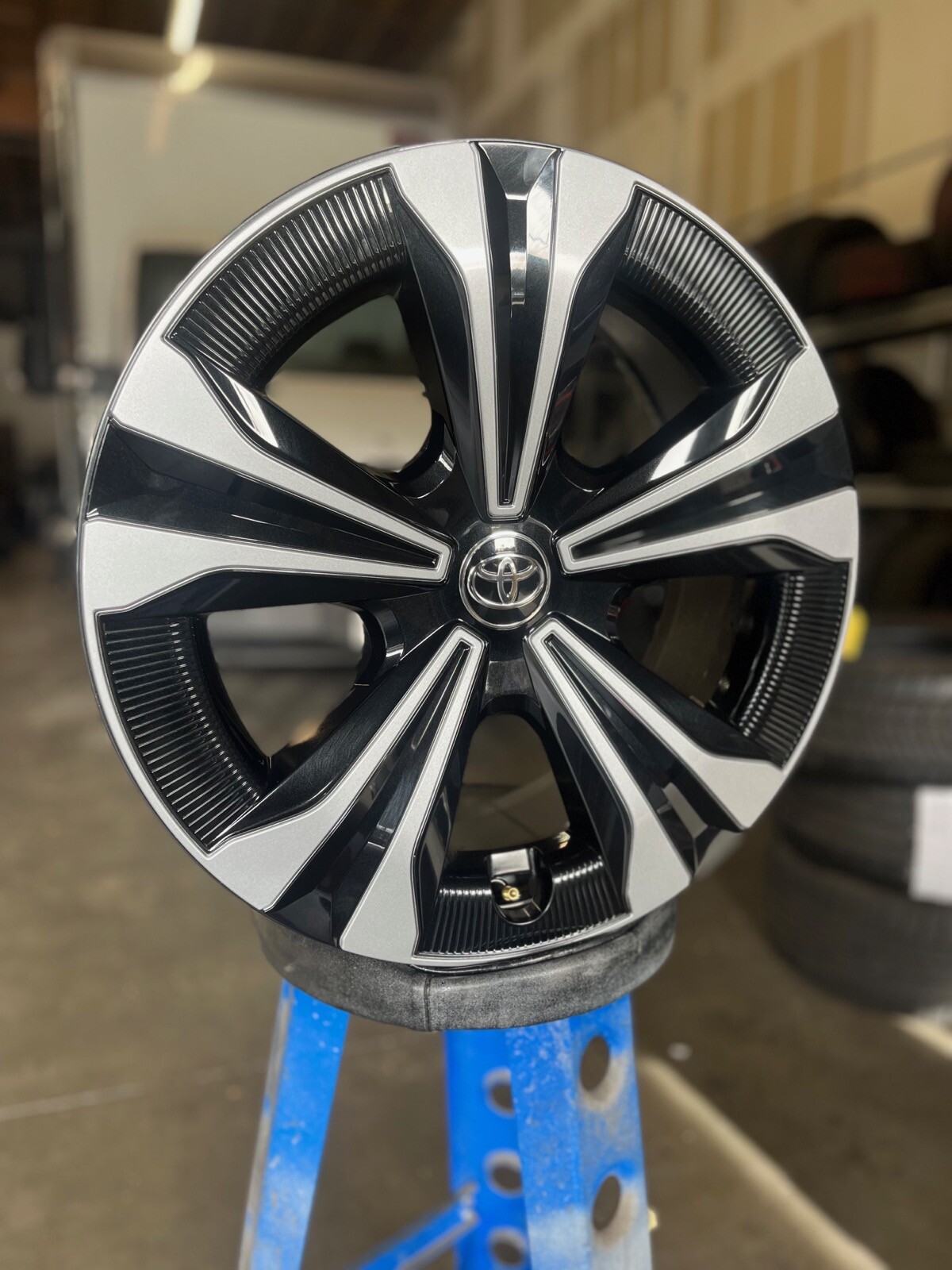 OEM 18” Toyota bZ4X Factory Alloy Wheel Rim with Wheel Cover | eBay