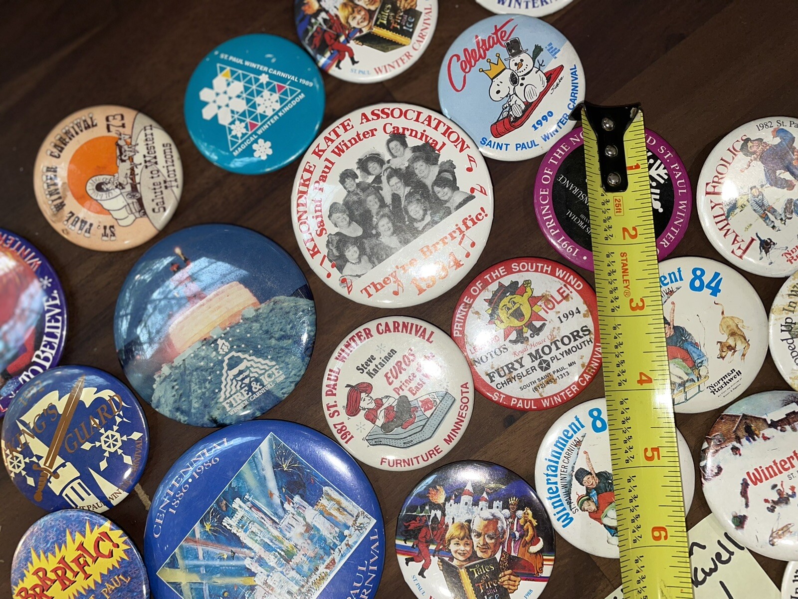 Vintage MINNESOTA WINTER CARNIVAL Buttons LOT 24 Norman Rockwell Pin ...