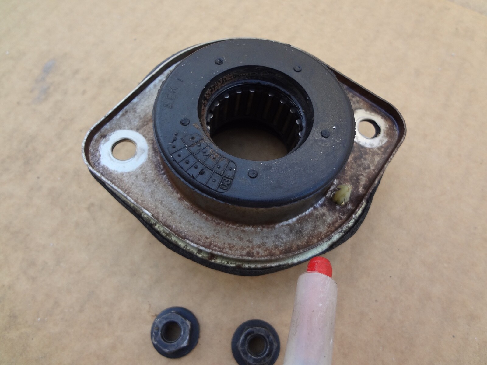 2003 - 2004 MUSTANG COBRA STEERING COLUMN BEARING FIREWALL BRACKET OEM SKU# E329 | eBay