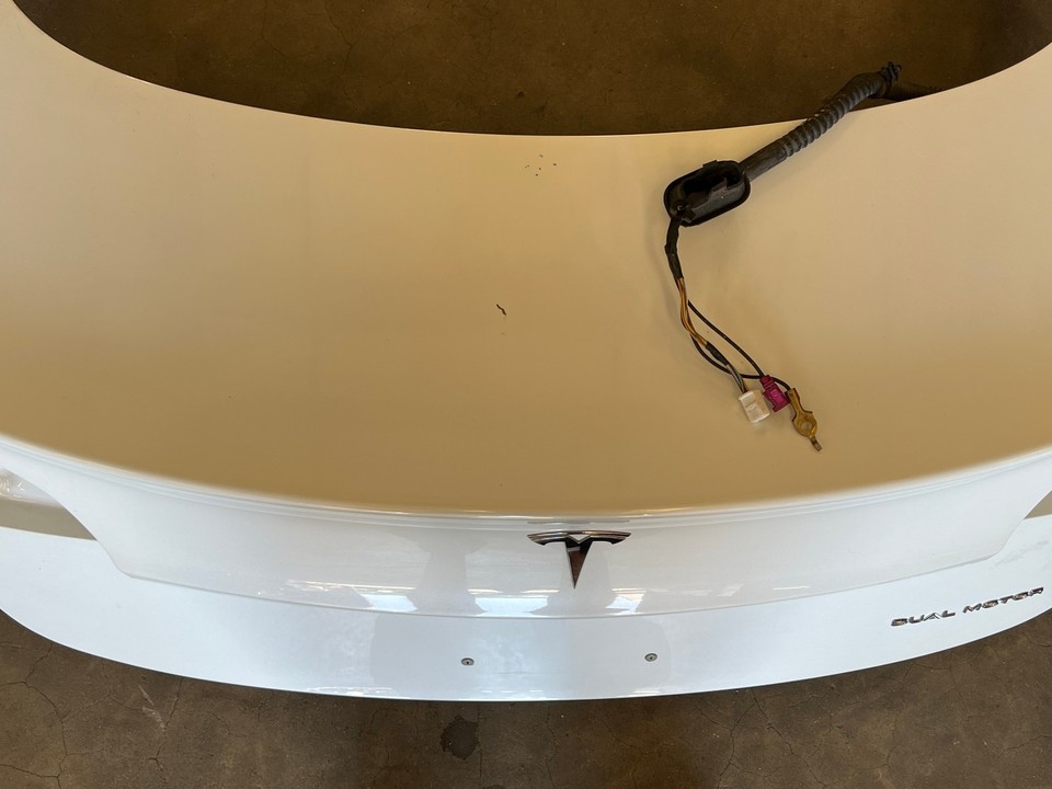 ⭐2017-2023 TESLA MODEL 3 REAR TRUNK LIFTGATE TAILGATE DECK LID WHITE ...