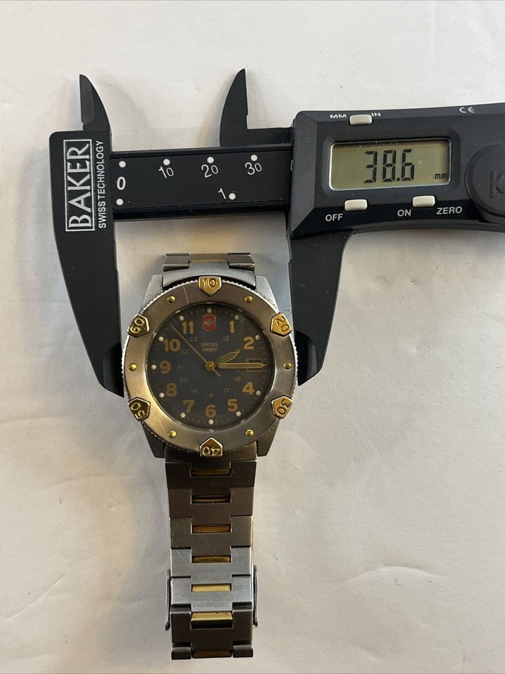 SWISS ARMY WATCH LANCER 200 DIVER GOLD TT With New Battery Working ...