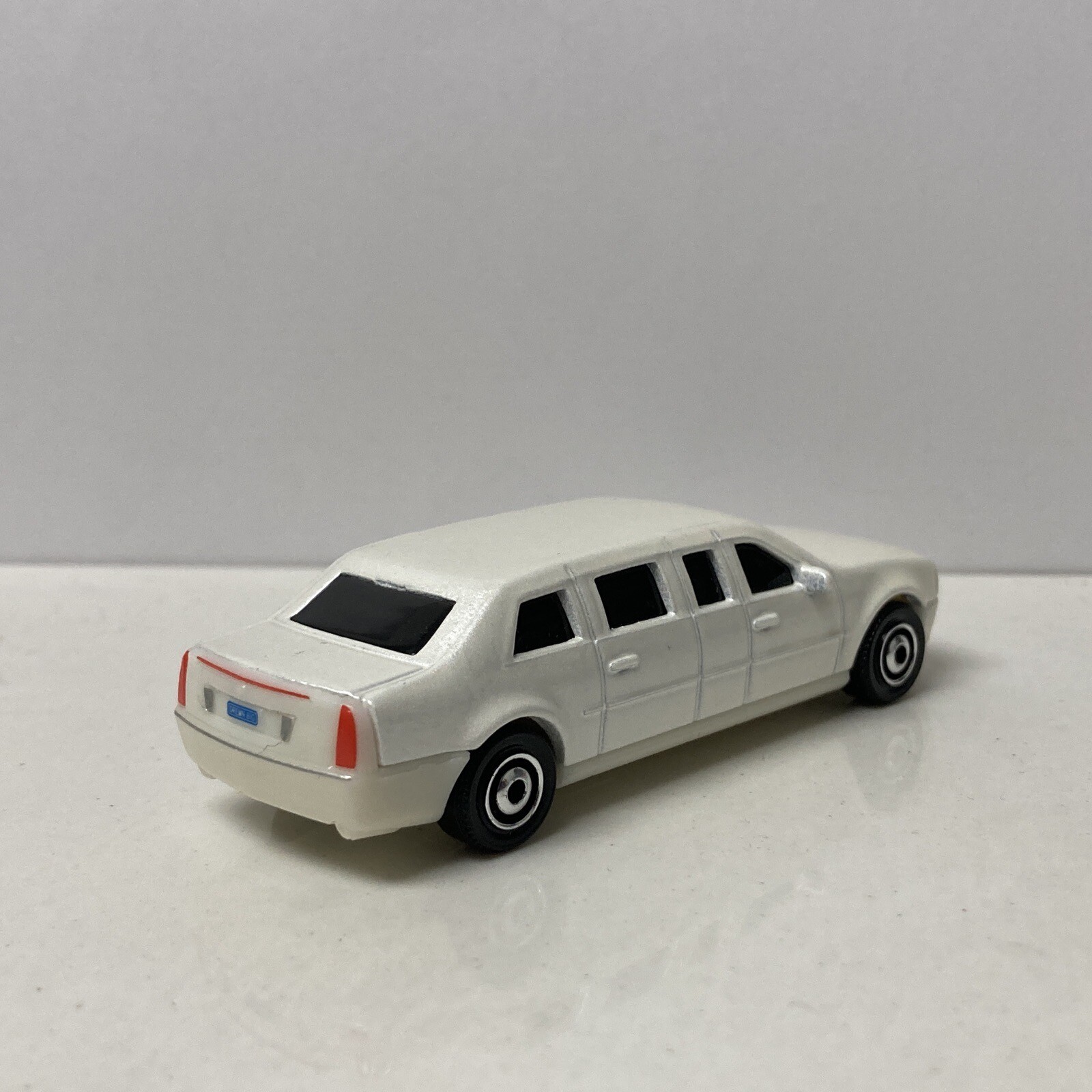 2015 15 Cadillac One President Limo Collectible 1/64 Scale Diecast ...