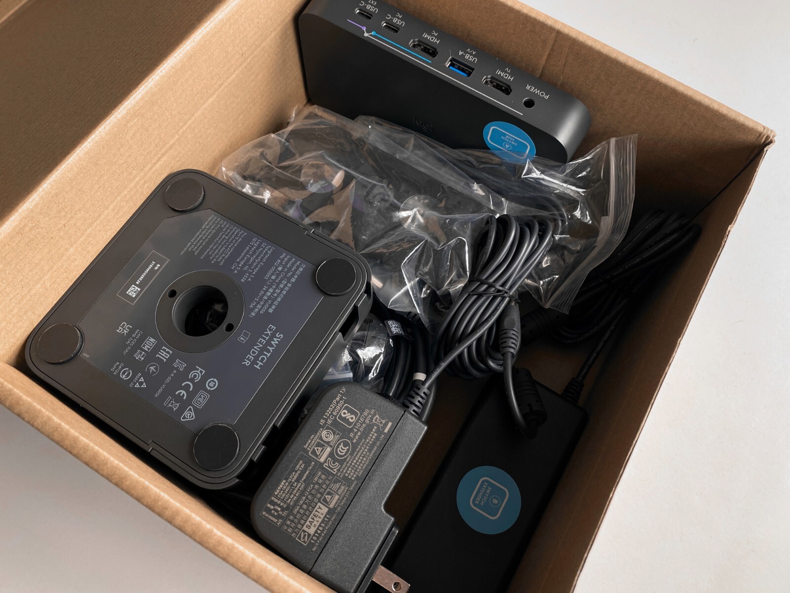 Logitech Swytch Video Conferencing Laptop Link Kit Videoconferencing ...