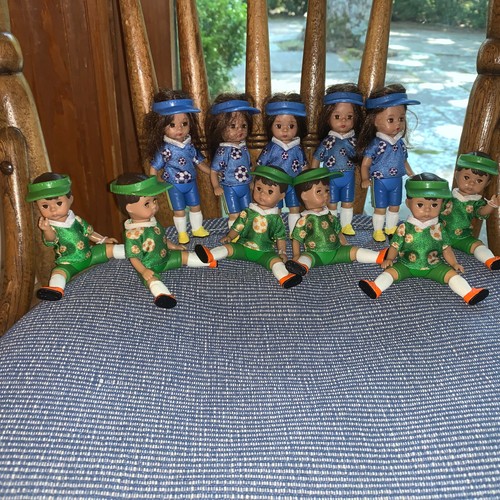 mini madame alexander mc donalds co-ed soccer team 11 Players For ...