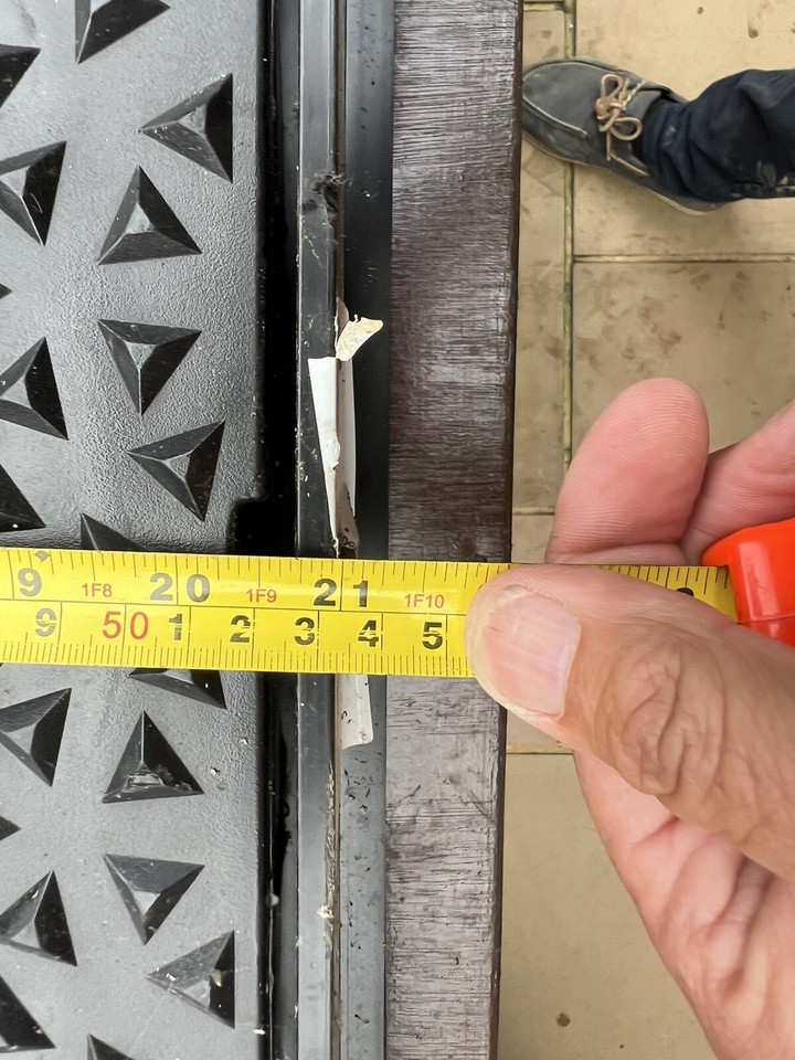 Osma Manhole Cover 50KN Heavy Duty Universal, Brand New, Collection ...