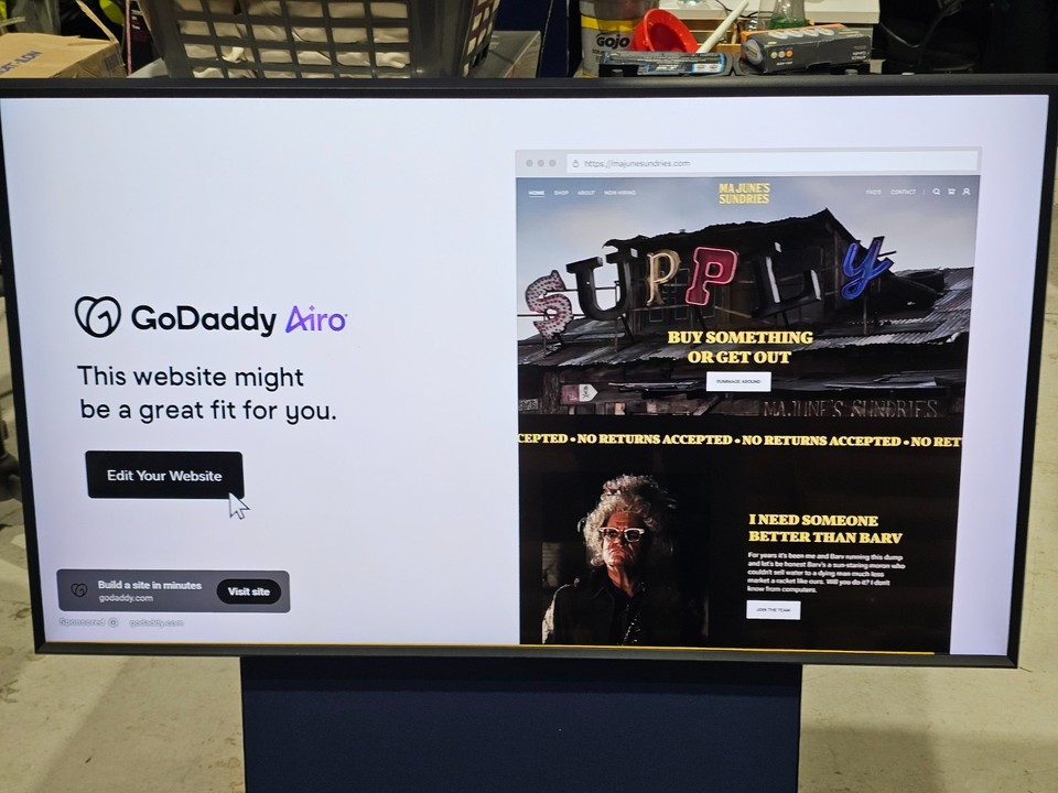 Samsung QE43LS05T 43" The Sero QLED 4K Smart TV, Rotating Screen, Wi-Fi ...