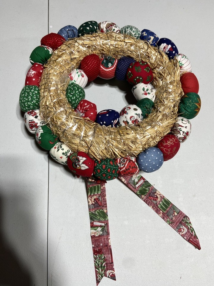 VINTAGE Handmade Quilted Christmas Wreath Fabric Poof Ball Soft ...