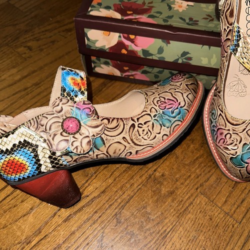 SOCOFY New & Box 40 US 9 All Leather Embossed Floral Southwest High ...