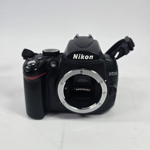 Nikon D5000 12.3MP Digital SLR DSLR Camera | eBay