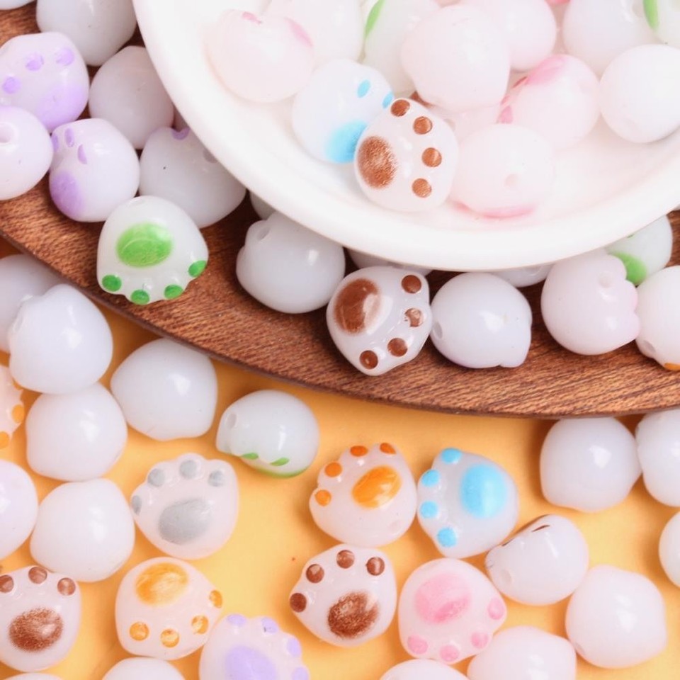 30pc Imitation White Jade Charcoal Burned Stereoscopic Cat Paw Beads ...