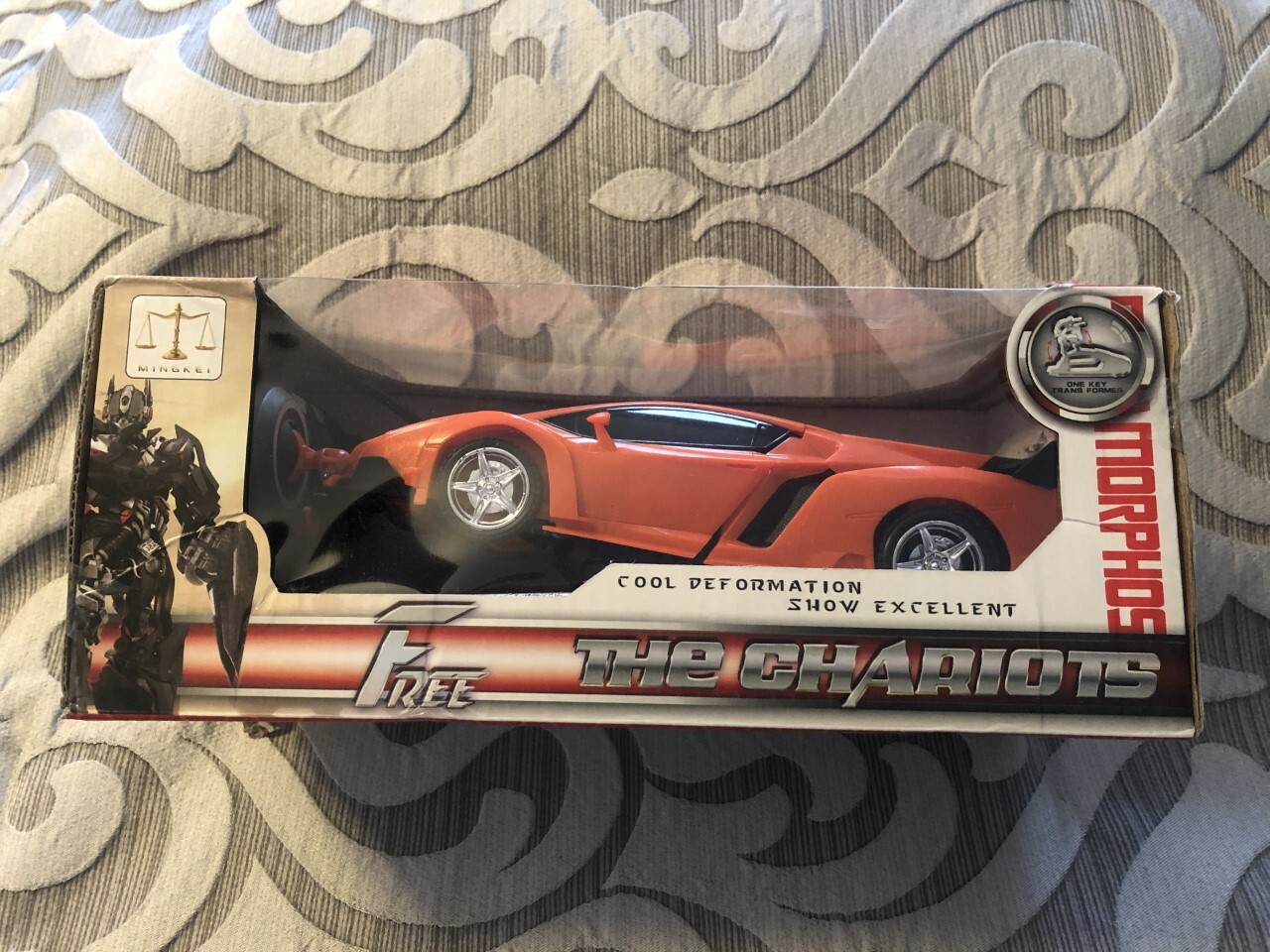 Transformers 4 Lamborghini Robot Mode