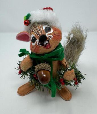Vintage 2012 ANNALEE Mobilitee MOUNTAIN SQUIRREL Christmas Artisan Doll ...