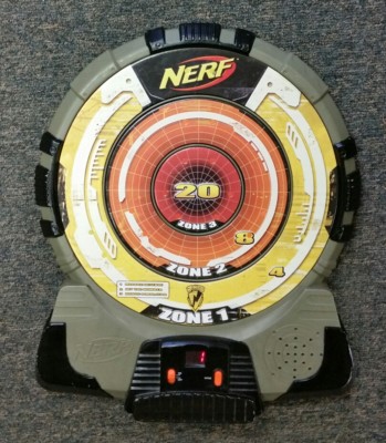 Hasbro Nerf Tech Electronic Target Talking Scoreboard Dartboard Yellow ...