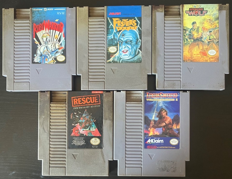 Small Lot of Nintendo Entertainment System (NES) Games w/ Sleeves | eBay
