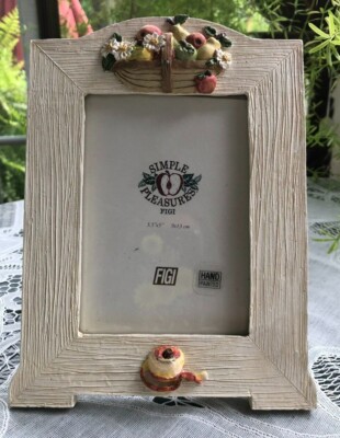 FIGI PICTURE FRAME - SIMPLE PLEASURES (FRUIT BASKET) - HOLDS 3.5" X 5 ...