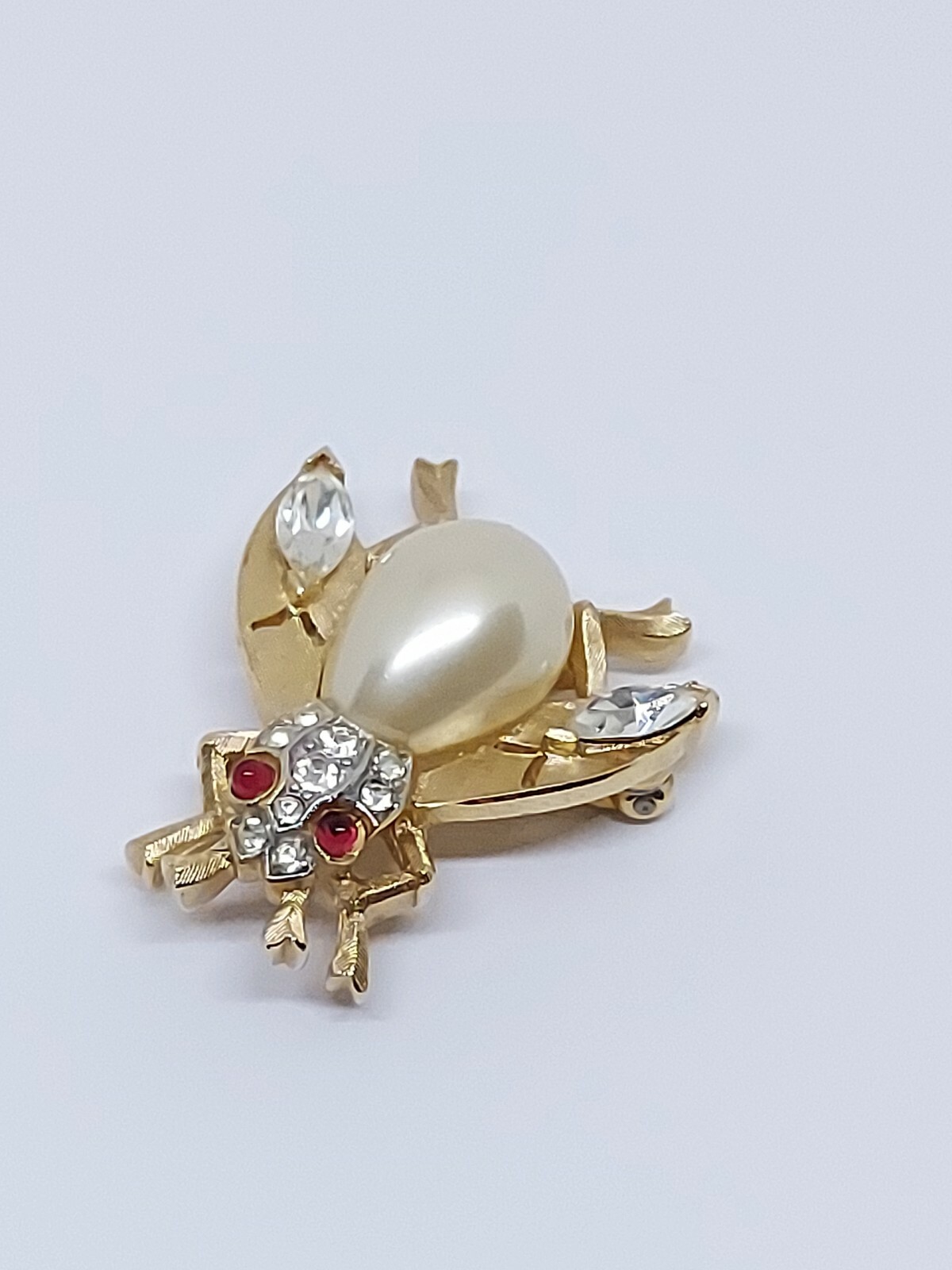 Vintage Crown Trifari Fly Fantasia Series Faux Pearl Rhinestone Gold ...