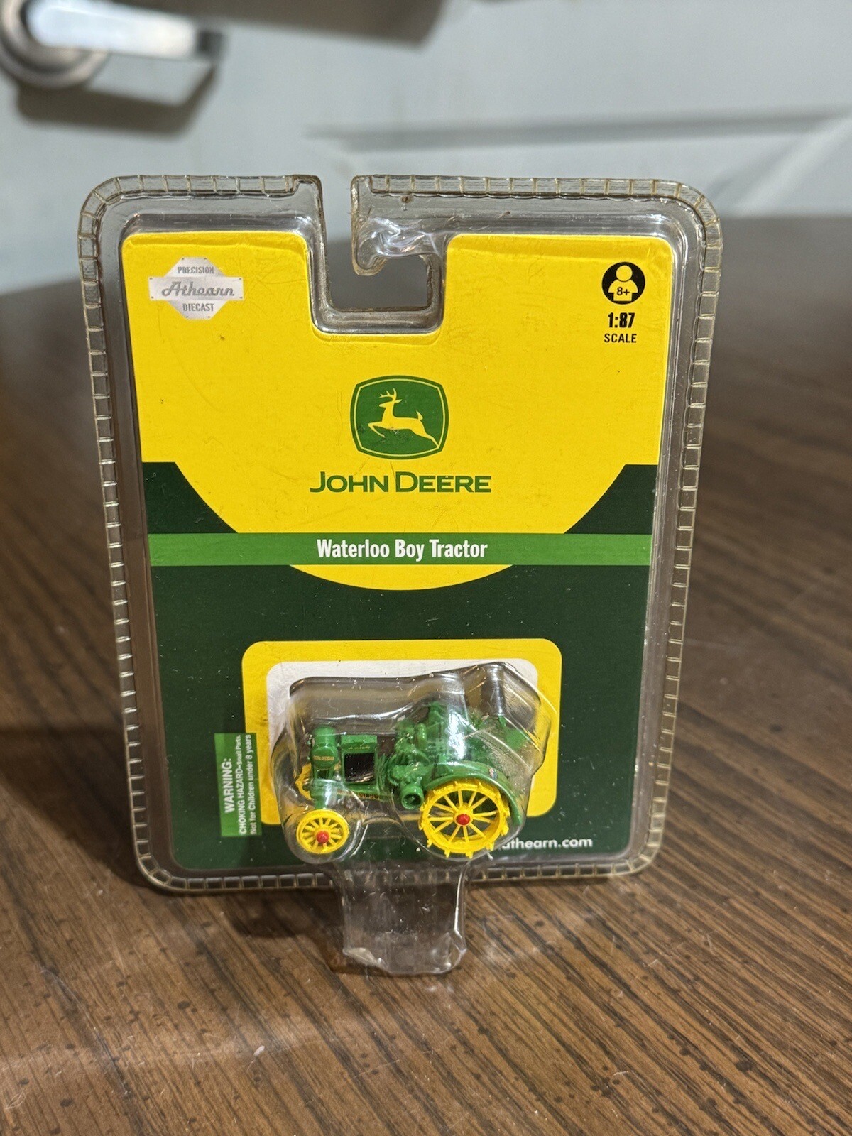 Athearn's JOHN DEERE Waterloo Boy Tractor #7702 Die cast Toy 1:87 HO ...
