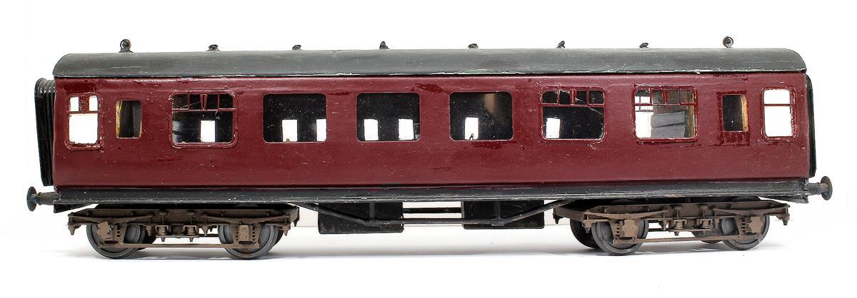 KIT BUILT 'O' GAUGE PAIR OF MAROON BOGIE PASSENGER COACHES | eBay UK