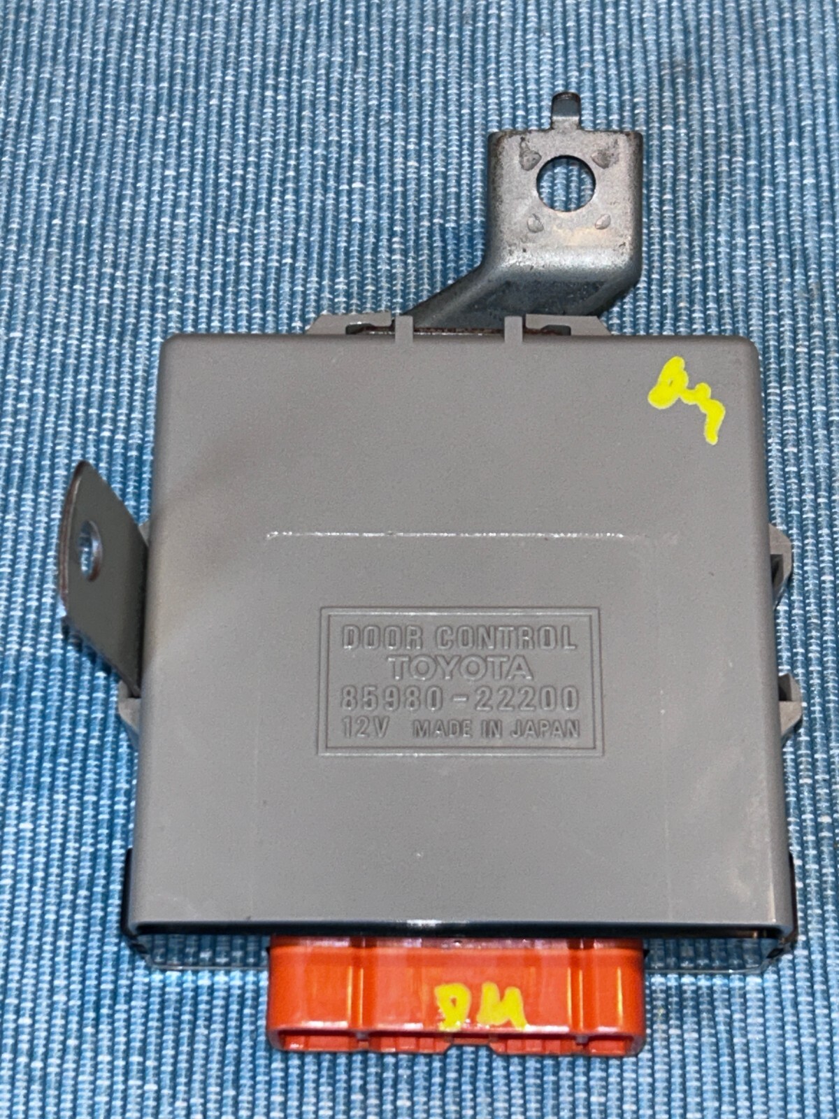 1991 Toyota Cressida A/T Door Control Module Unit 85980-22200 #A34 for ...
