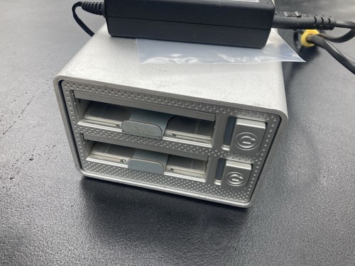 G-Technology 0G02719 Thunderbolt 2 Dual 2.5” SSD Enclosure for Mac ...