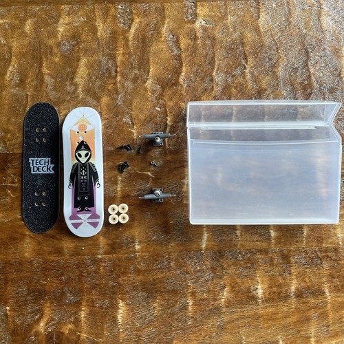 RARE Tech Deck Fingerboard Alien Workshop High Priests Joe Guevara ...