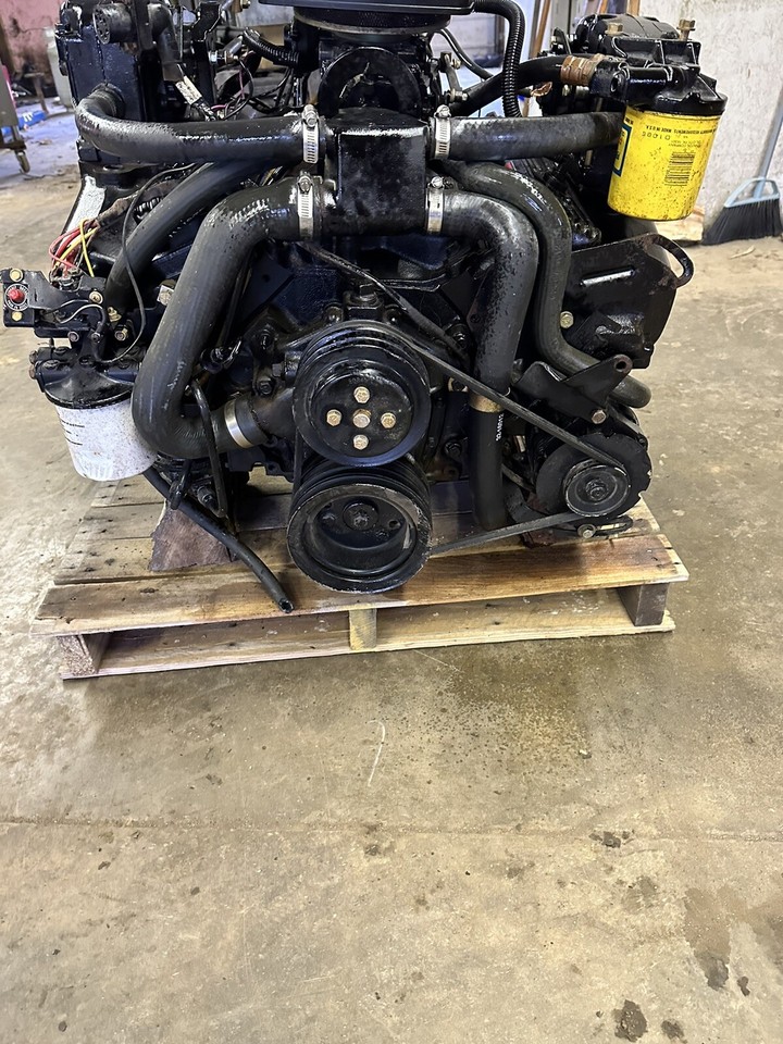 91 Mercury Marine MerCruiser 5.0 L 305 V8 Boat Engine 300 Hrs FRESH ...