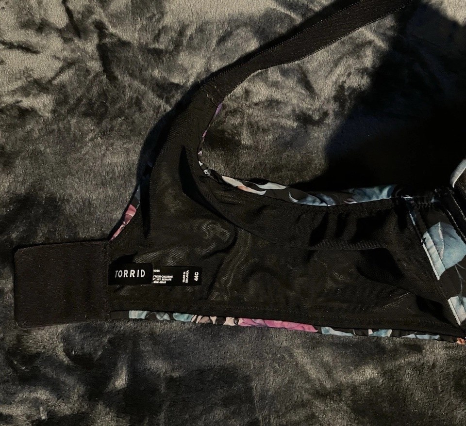 Torrid Curve Dream Wire Free Push-Up Bra Floral Skulls Size 44C Punk ...