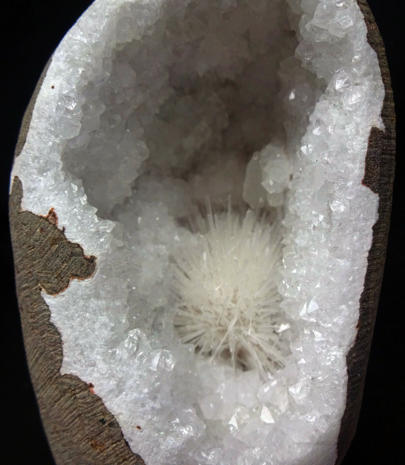 STUNNING NATROLITE BLOW BALL W/ STERELITE IN MM QUARTZ CORAL FORMATION ...