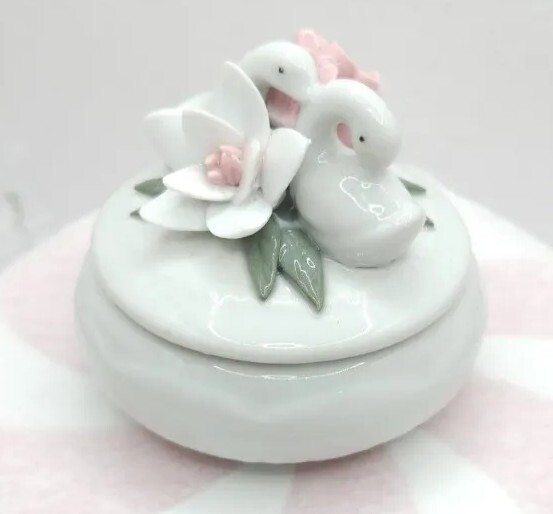 Vintage Porcelain Bird & Bugs Trinket Dish + Ceramic Swan Trinket Box W ...
