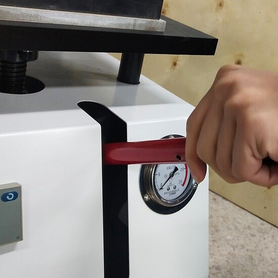 Laboratory Hydraulic Flat Plate Vulcanizer Tensile Sample Flat Plate ...