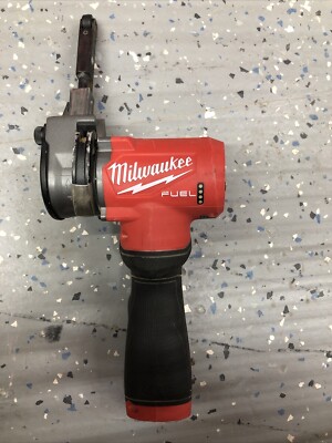 Milwaukee 2483-20 M12 FUEL 3/8in x 13in Cordless Bandfile Belt Sander ...