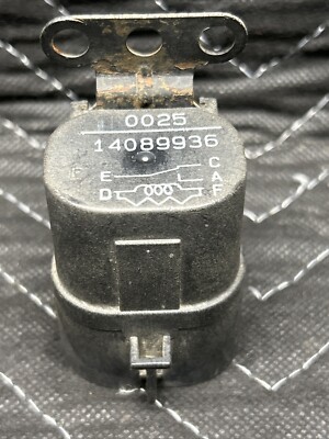 1984-1996 Chevrolet Corvette C4 GM USED Fuel Pump Relay 14089936 | eBay